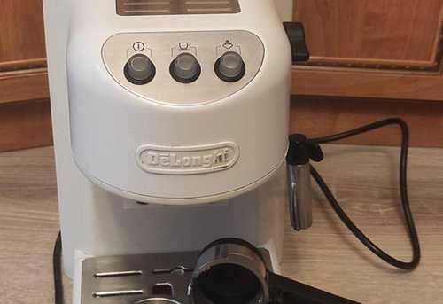 Кофеварка рожковая Delonghi EC 250.W