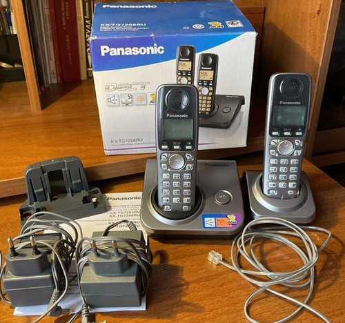 Телефон Panasonic KX-TG7206