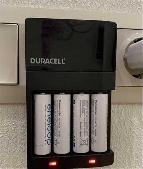 Зарядное устройство Duracell cef14eu4