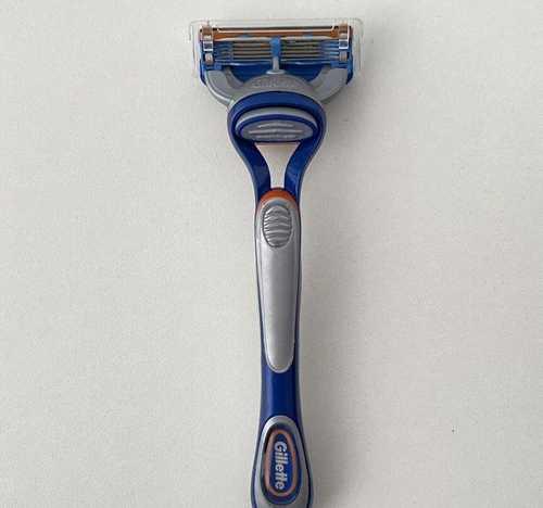 Бритвенный станок Gillette Fusion