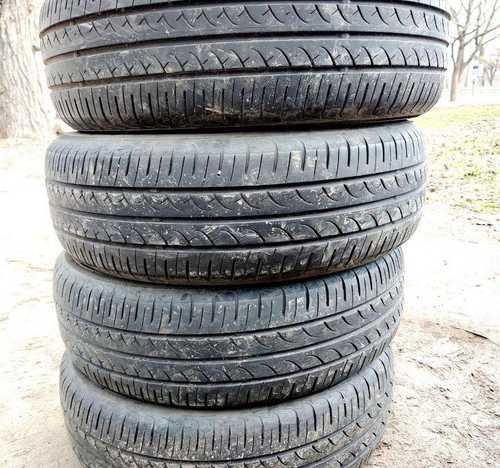 Yokohama BluEarth AE01 185/65 R15