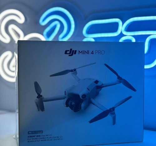 Квадрокоптер DJI Mini 4 Pro Fly More Combo Plus (DJI RC2)