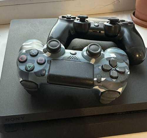 Sony playstation 4 slim  2 геймпада