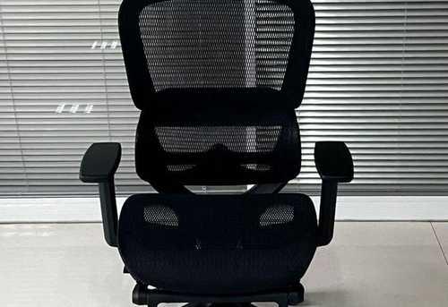 Офисное кресло сетка с подголовником