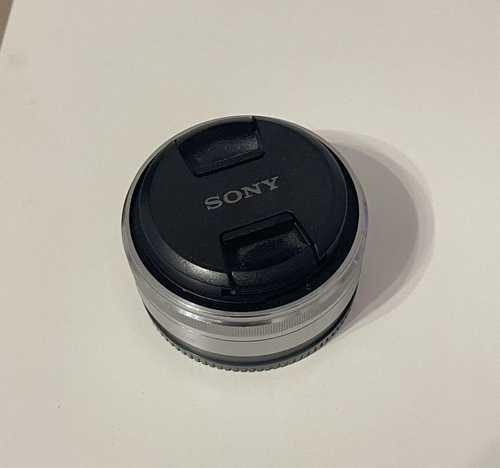 Sony E 16mm f/2.8 "блинчик"