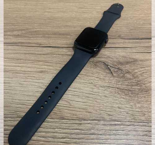 Часы Apple Watch SE 40 mm