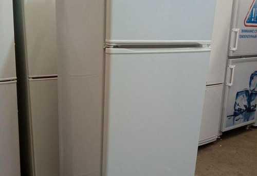 Холодильник бу Атлант отличное сост гарантия