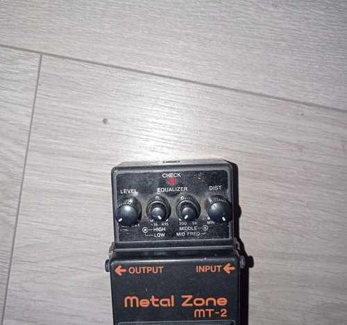 Boss MT-2 Metal zone