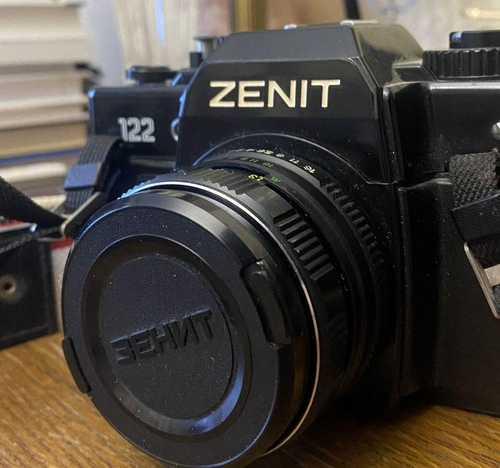 Фотоаппарат Zenit 122 обьектив Helios-44М-7 СССР