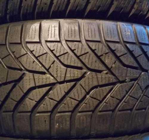 Yokohama W.Drive V905 215/50 R17