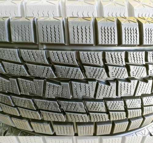 Goodyear Ice Navi SUV 225/65 R17