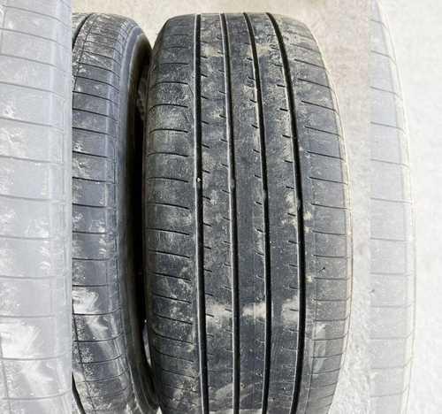 Yokohama BluEarth-XT AE61 225/60 R18