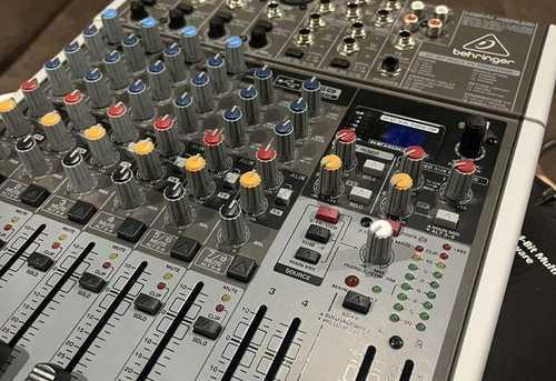 Микшерный пульт behringer 1204 USB