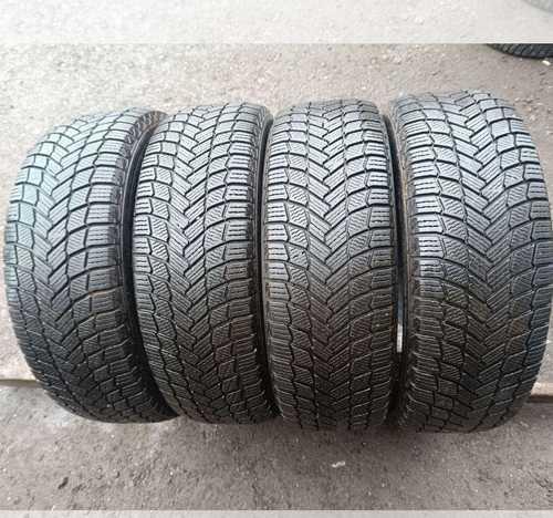 Michelin X-Ice Snow SUV 235/60 R18