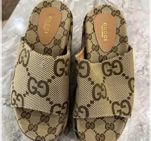 Шлепанцы женские новые gucci