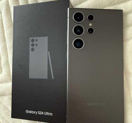 Samsung Galaxy S24 Ultra, 12/512 ГБ