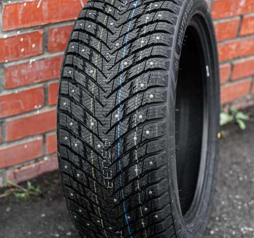 Zmax Winternova Stud II 285/50 R20 112T