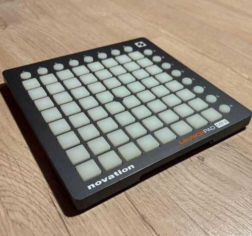 Novation Launchpad Mini