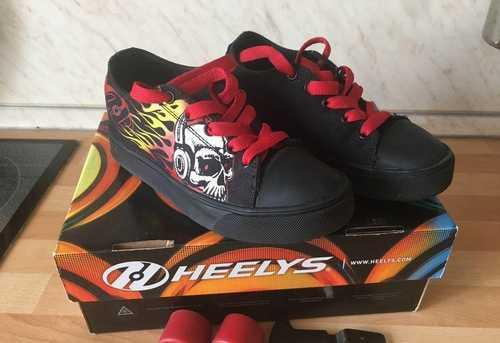Ботинки на колесиках Heelys