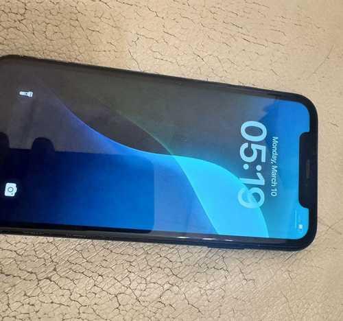 iPhone Xr, 64 ГБ