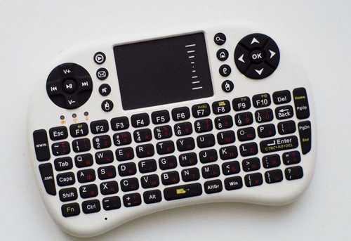 Клавиатура беспроводная Bluetooth с тачпадом