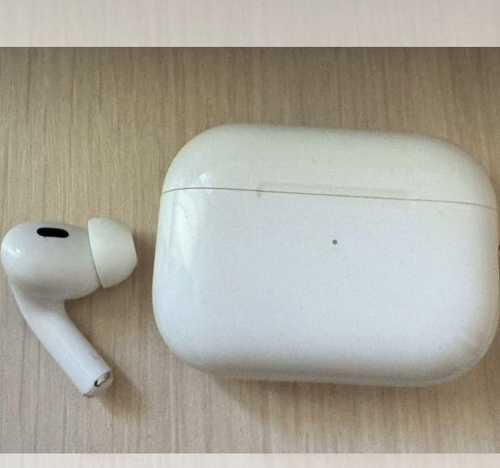 Apple airpods pro 2 левый и кейс