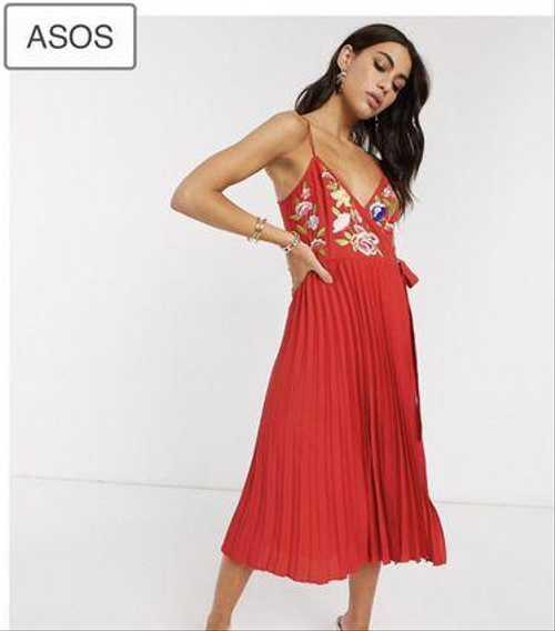 Плиссированное платье с вышивкой ASOS design XS