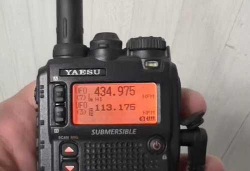 Рация Yaesu VX-8DR