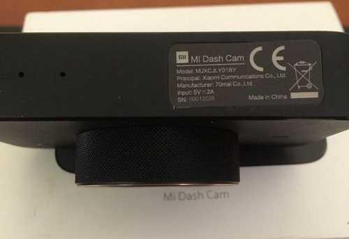 Продам видеорегистратор Xiaomi Mi Dash Cam