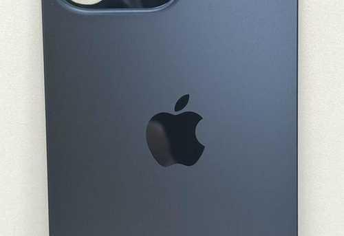 Задняя крышка на iPhone 15 Pro Max