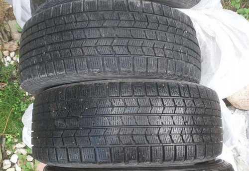 Dunlop Graspic DS1 215/50 R17