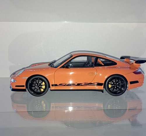 Porsche 911 GT 3 RS 1/18 AutoArt