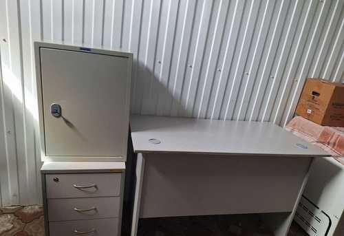 Компьютерный стол, тумба, мет.шкаф