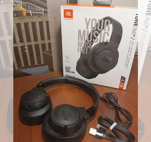 Беспроводные наушники jbl