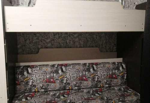 Двухъярусная кровать с диваном с матрасом бу