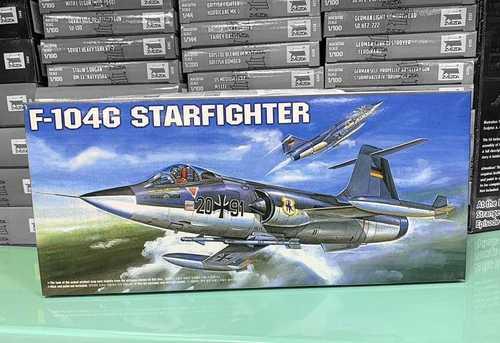 Сборная модель F-104 Starfighter (1:72) Academy