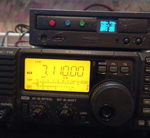 Кв трансивер icom IC-718