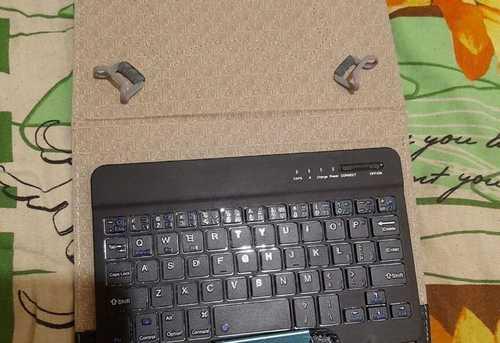 Чехол для планшета с клавиатурой новый