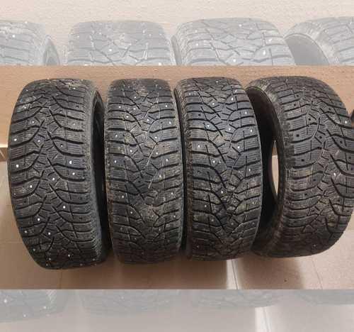 Bridgestone Blizzak Spike-02 185/60 R14 82T