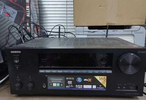 Ресивер Onkyo TX-NR676E