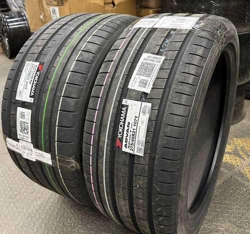 Yokohama Advan Sport V107 275/40 R21 и 315/35 R21 107Y