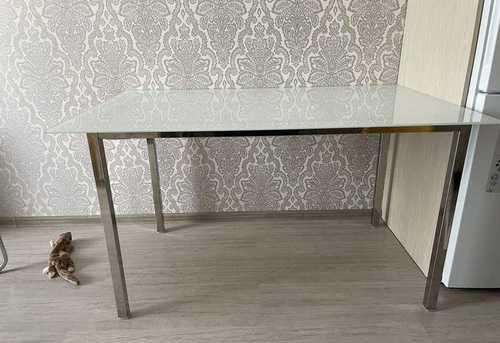 Кухонный стол IKEA