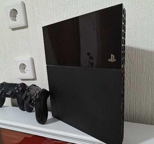 Sony playstation 4 много игр