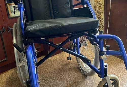 Кресло-коляска инвалидная (уличная) KY-874L