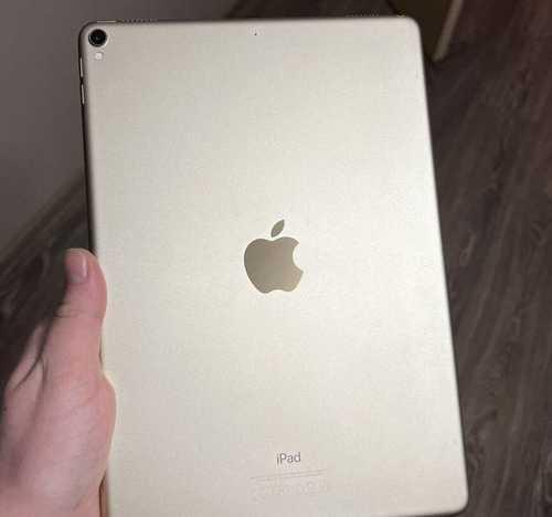 iPad Pro 10,5 на 256 гб