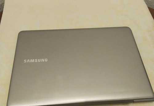 Ноутбук Samsung NP 530U3B