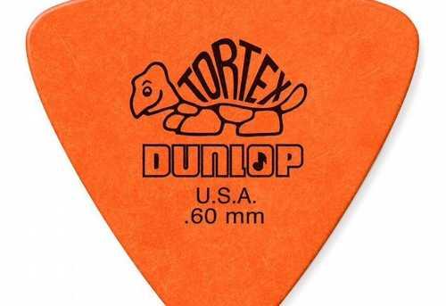 Медиатор Dunlop Tortex Triangle Оранжевый 0.60мм