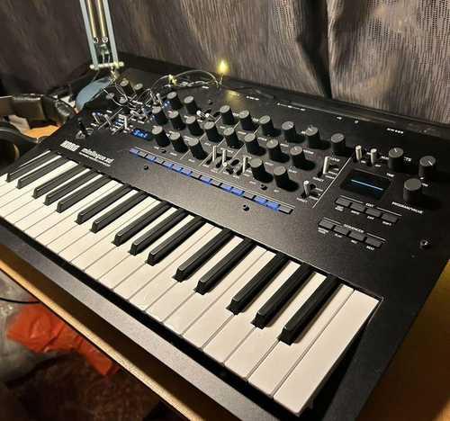 Korg minilogue xd