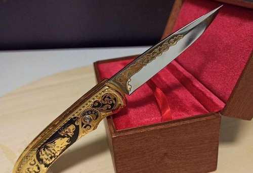 Подарочный нож складной ручной работы волк