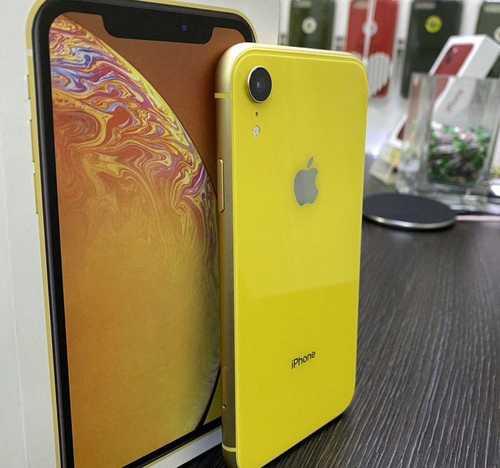 iPhone Xr, 64 ГБ